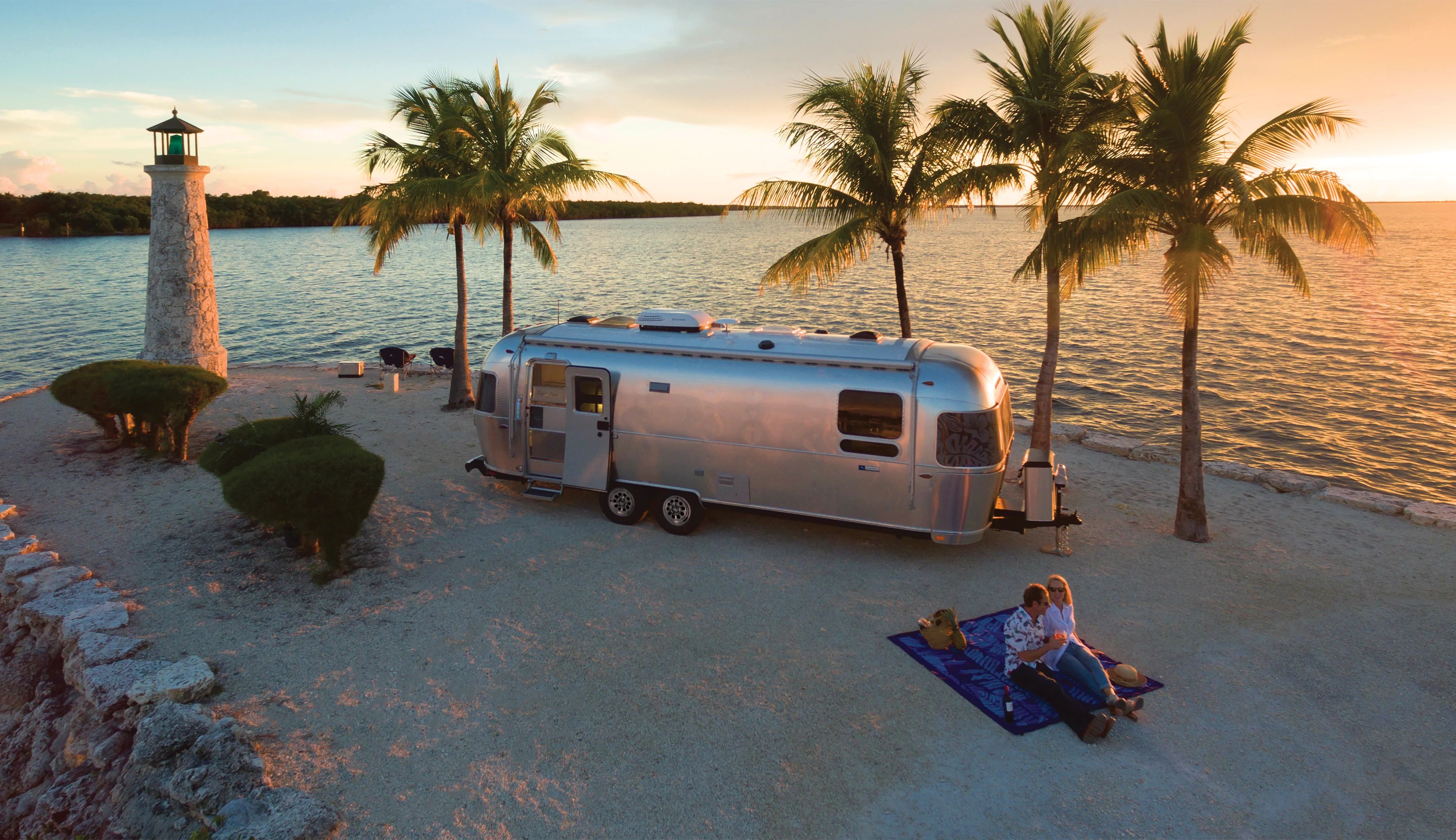 Tommy Bahama Special Edition Trailer – Airstream Supply Company