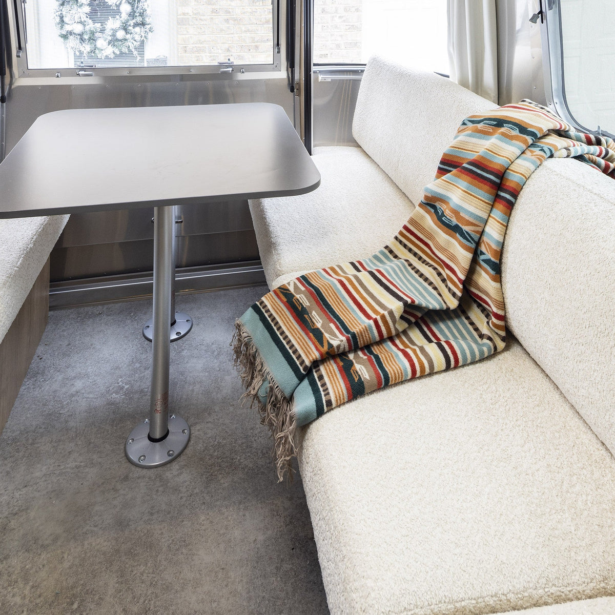 Custom Replacement Cushions and Covers – Airstream Supply Company