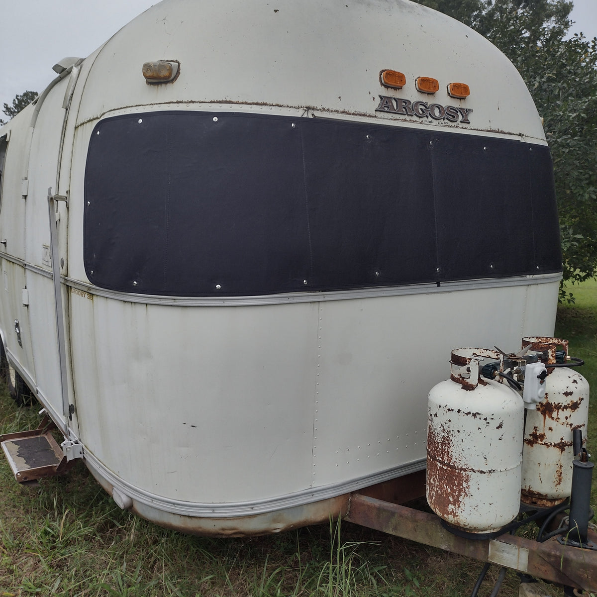 Airstream Padded Window Protector for Argosy – Airstream Supply Company