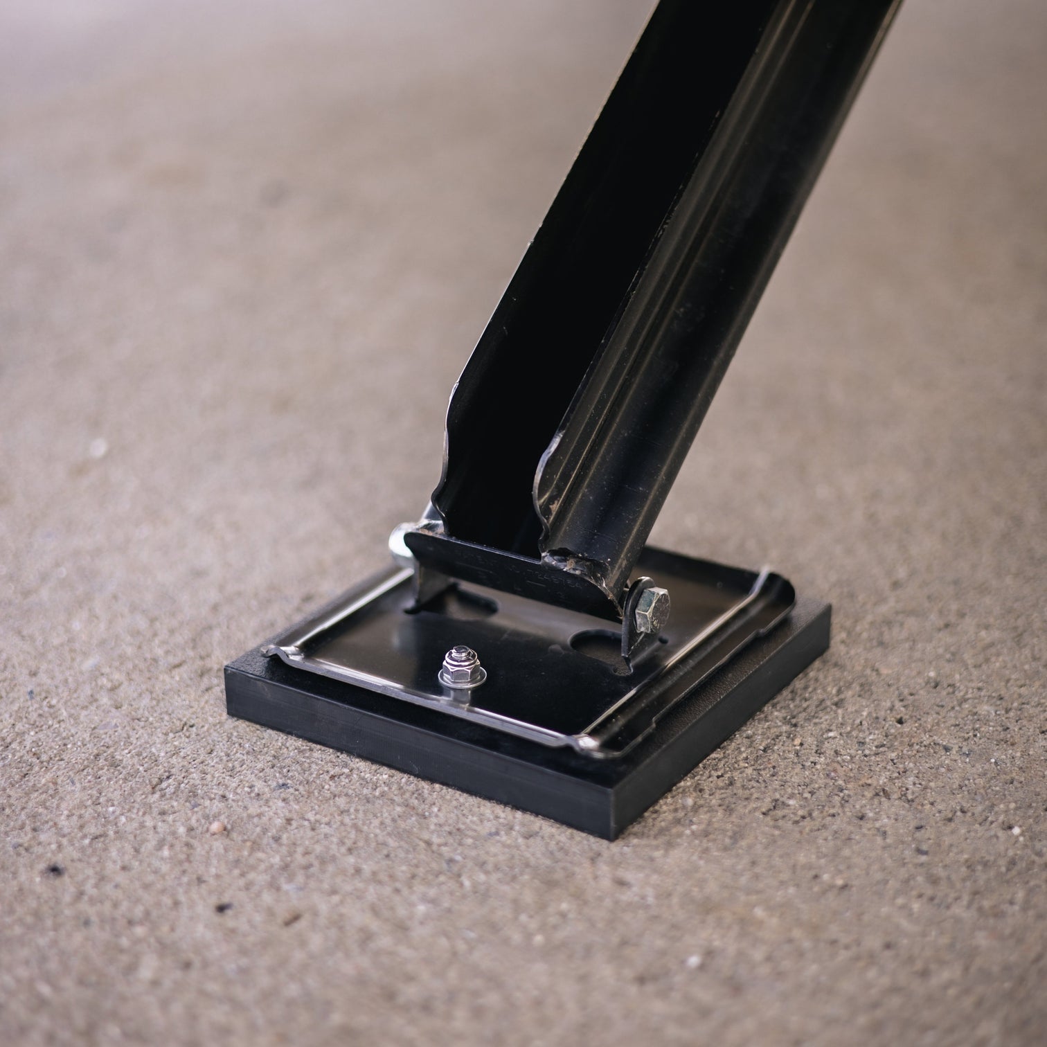 Level +Chock – Airstream Supply Company